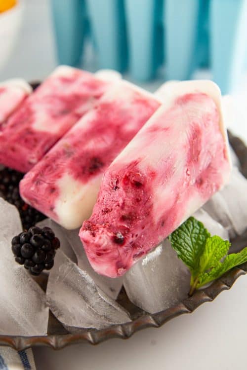 Blackberry Popsicles - A Classic Twist