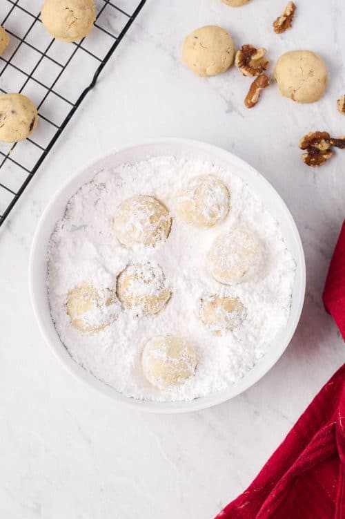 Snowball Cookies - A Classic Twist