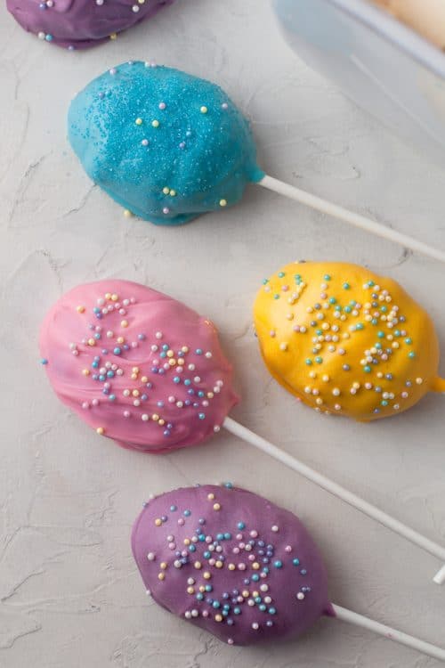 Easter Cake Pops - A Classic Twist