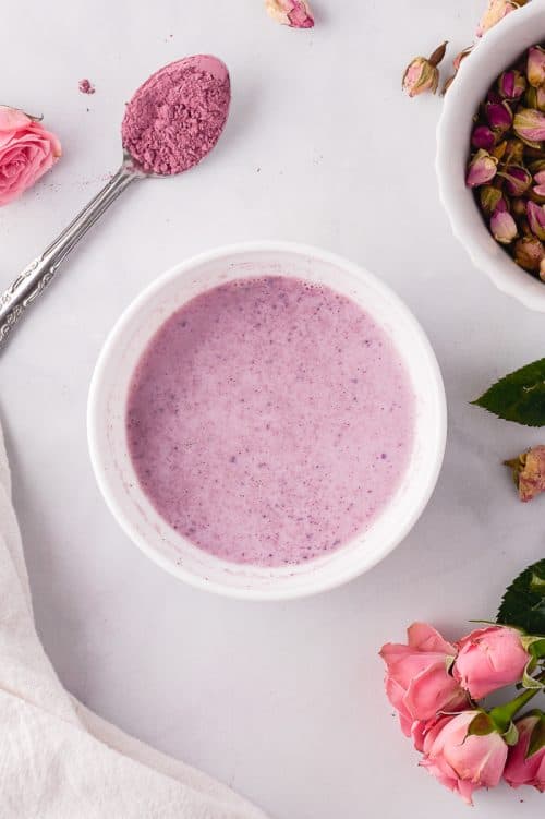 Vanilla Rose Cake - A Classic Twist