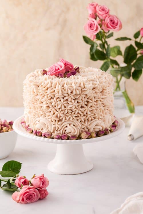 Vanilla Rose Cake - A Classic Twist