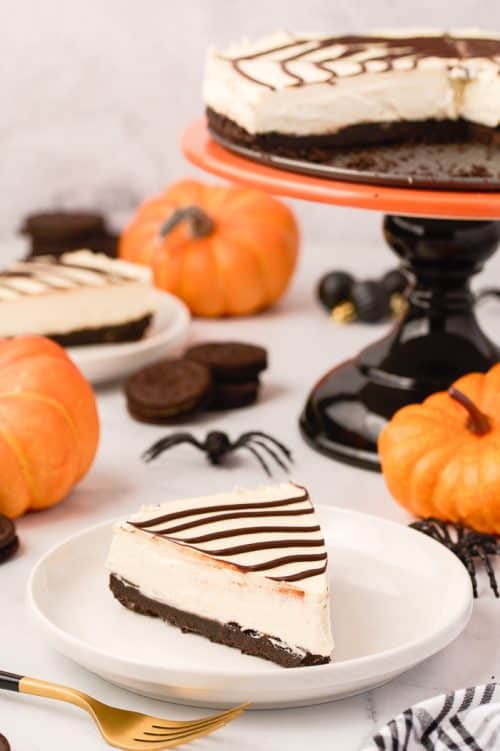 No-Bake Spider Web Cheesecake - A Classic Twist