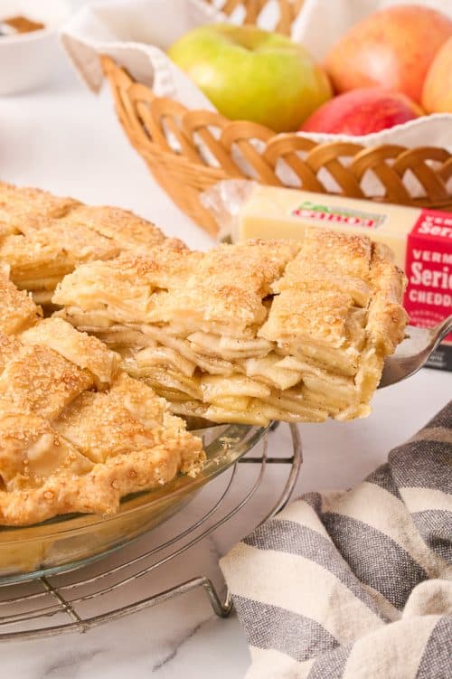 Cheddar Apple Pie - A Classic Twist