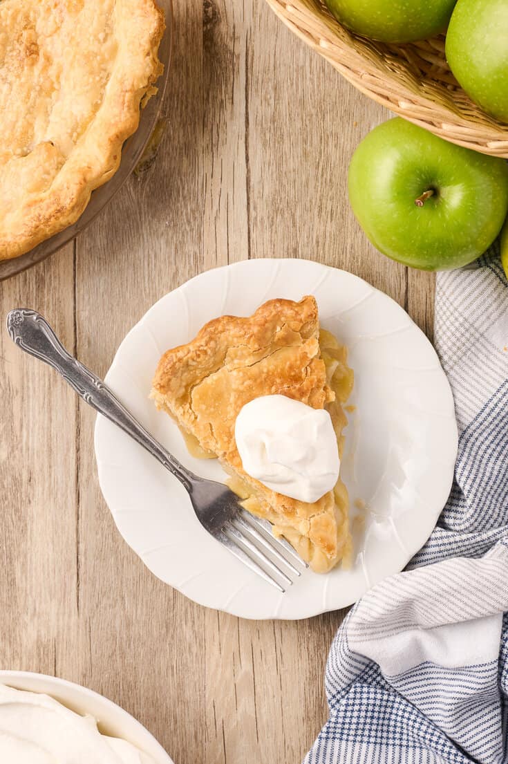 Maple Cream Apple Pie - A Classic Twist