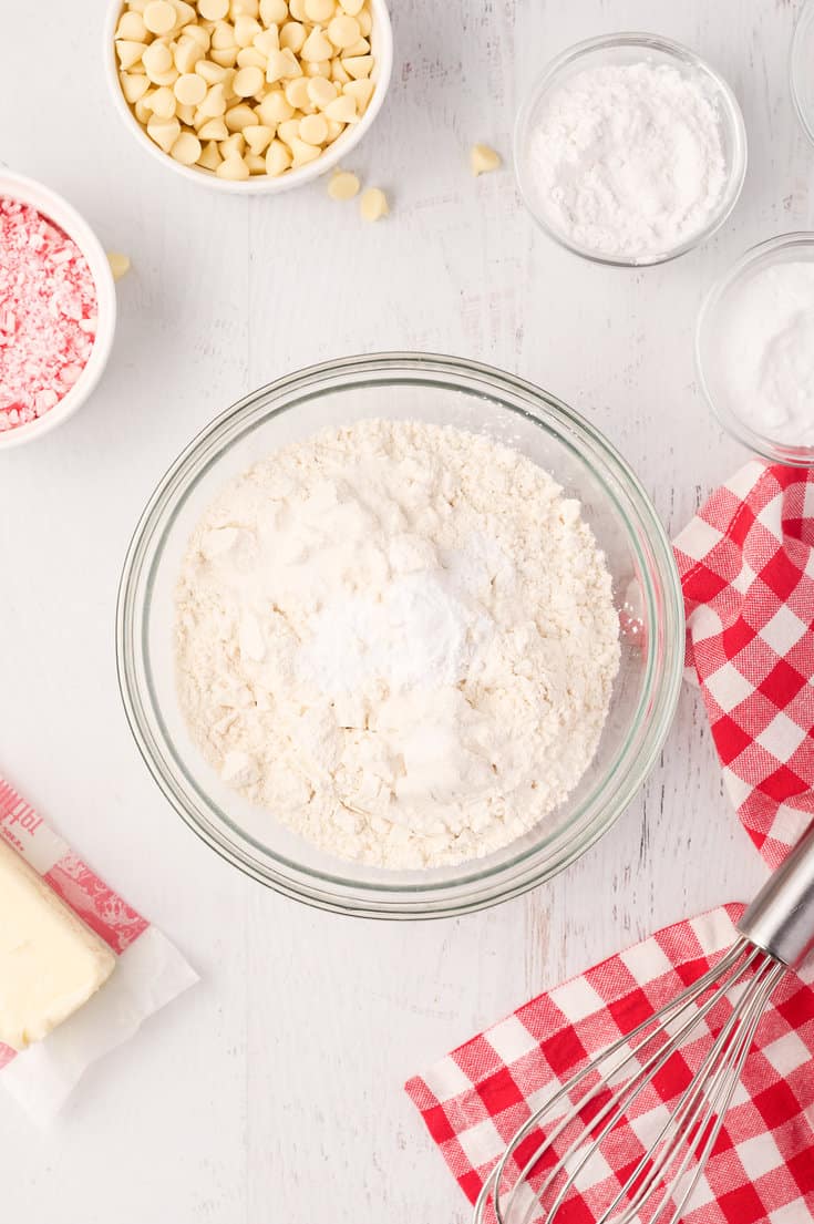 Peppermint White Chocolate Cookies - A Classic Twist