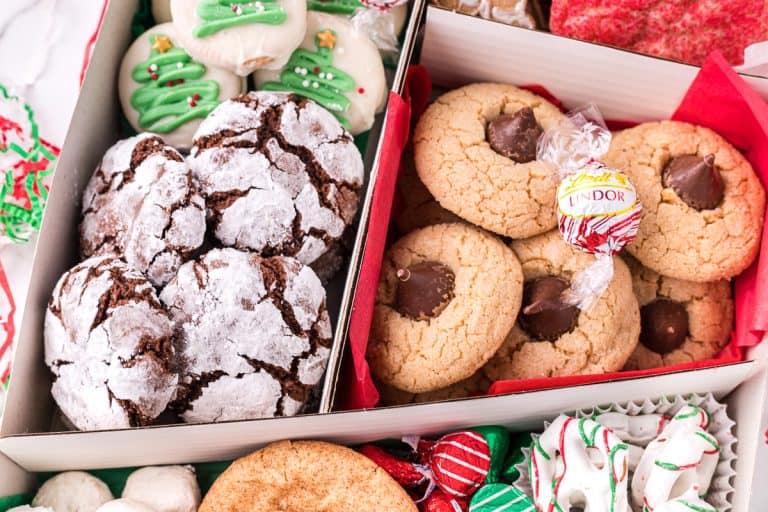 Holiday Cookie Box: How to Make the Best Cookie Box - A Classic Twist