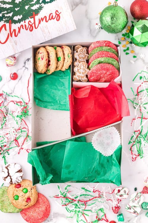 Holiday Cookie Box: How to Make the Best Cookie Box - A Classic Twist