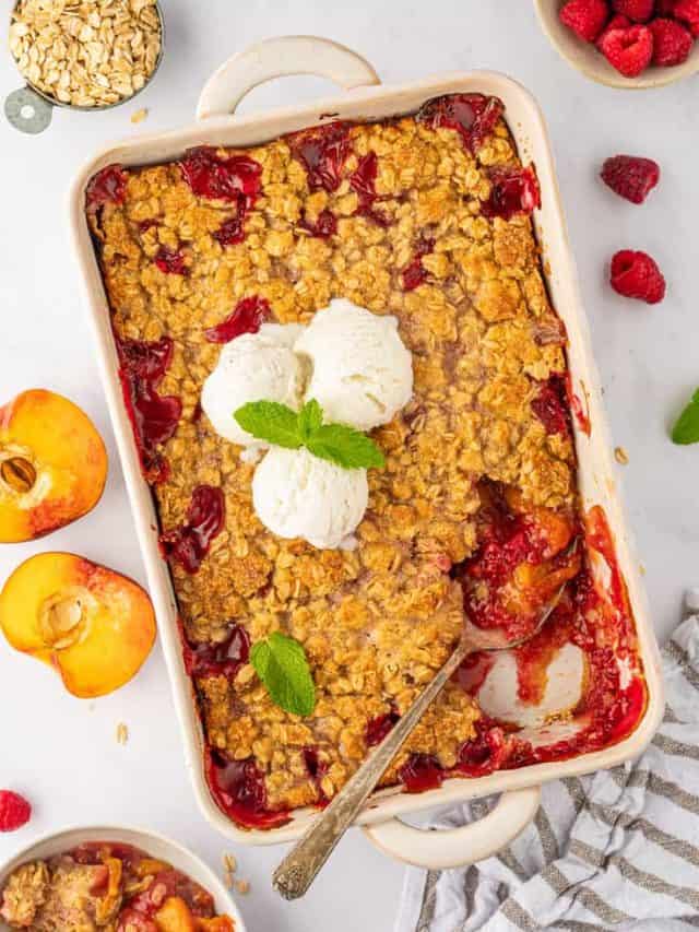 Peach Raspberry Crumble - A Classic Twist