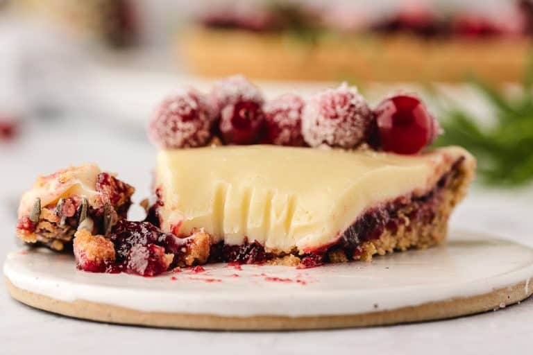 White Chocolate Cranberry Tart - A Classic Twist