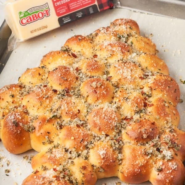 Christmas Tree Pull Apart Bread - A Classic Twist