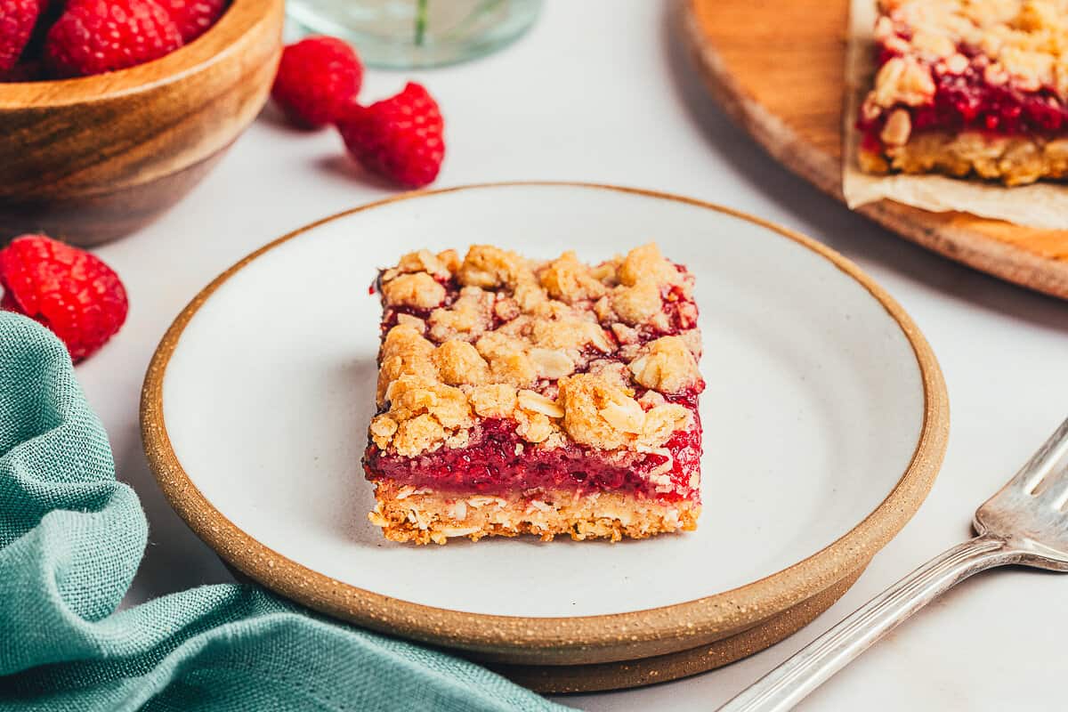 Raspberry Crumble Bars - A Classic Twist