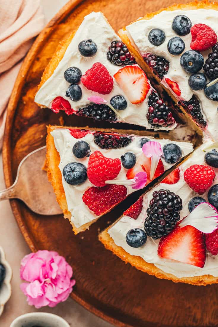 Berries and Cream Cake - A Classic Twist