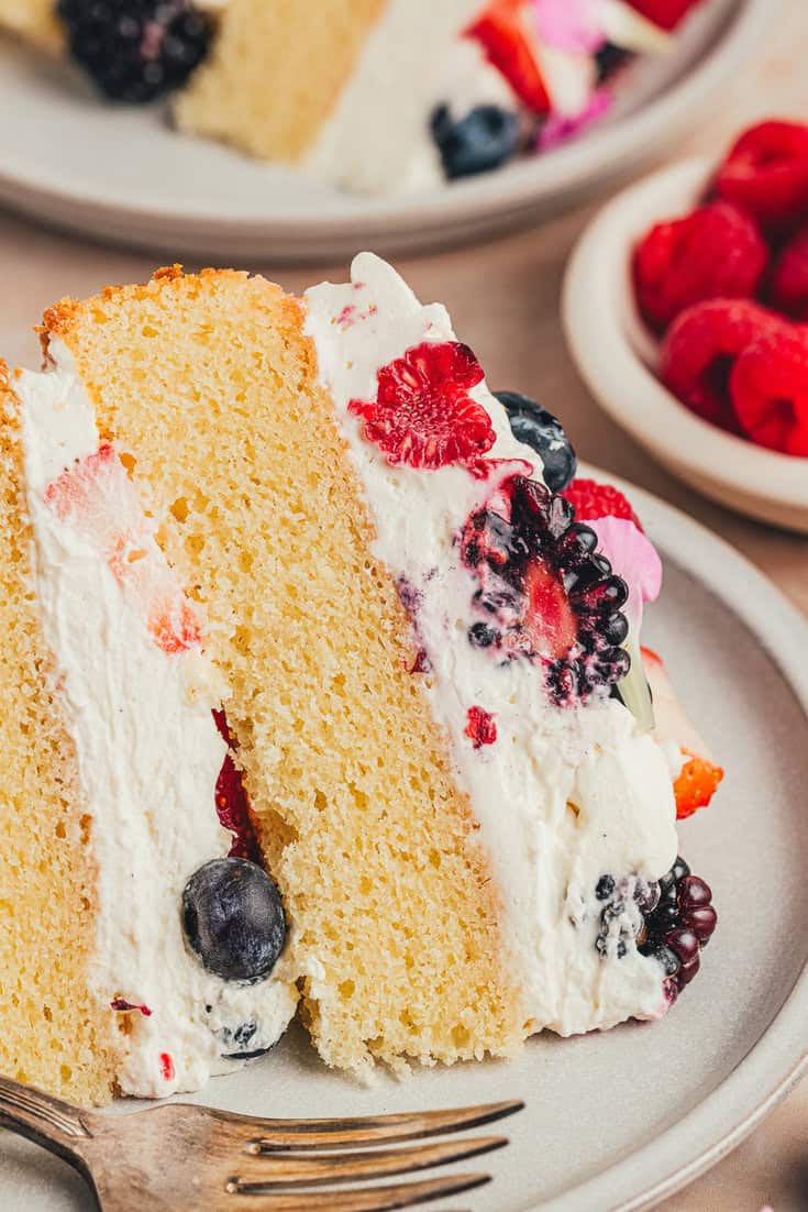 Berries and Cream Cake - A Classic Twist
