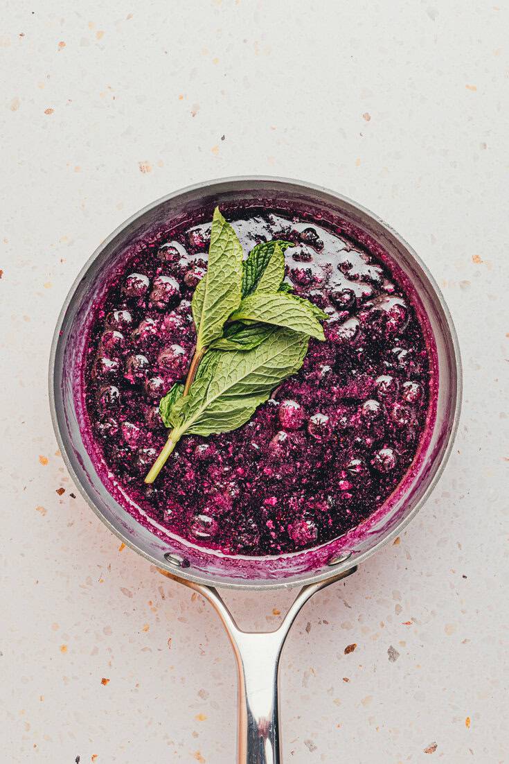 Blueberry Gin Fizz - A Classic Twist