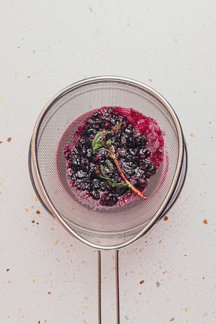 Blueberry Gin Fizz - A Classic Twist